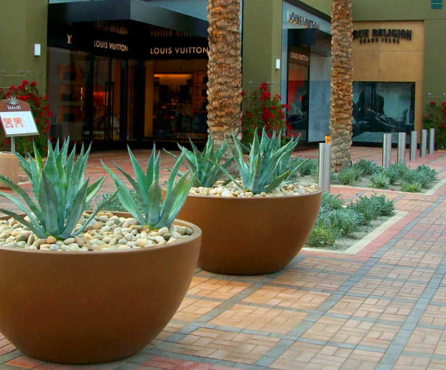 Modern Custom Fiberglass Planters | The Chandler Company